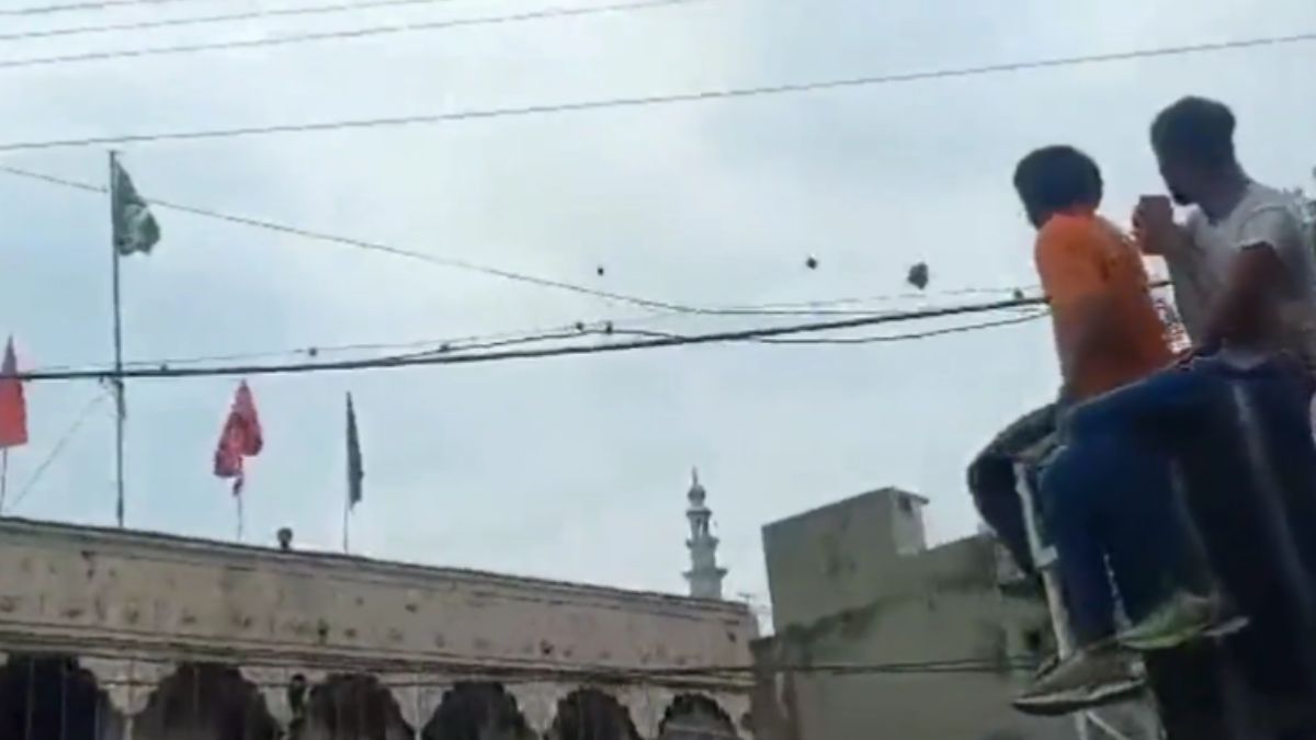 At Least 10 Including Three Cops Injured In Stone-Pelting Incident During Religious Procession ...